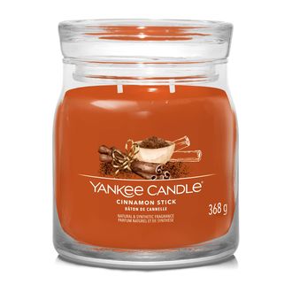 Yankee Candle Company Signature Duftkerze | Zimtstab mittlere Glaskerze mit Doppeldochten | Sojawachs-Mischung lange brennende Kerze | perfekte Geschenke f&uuml;r Frauen