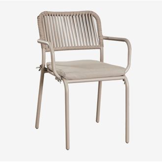 Sklum Sklum - Stapelbarer Gartenstuhl Arhiza mit Armlehnen aus Aluminium und geflochtenem Seil Moka Braun