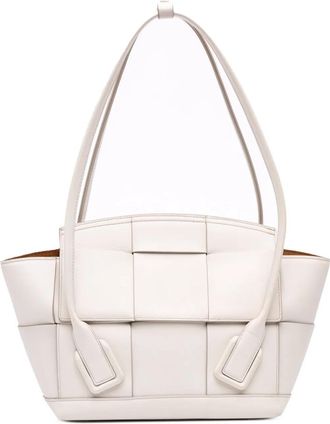 Bottega Veneta Hobo Bags - Small Calfskin Maxi Intrecciato Arco Satchel - Gr. unisize - in Weiß - für Damen