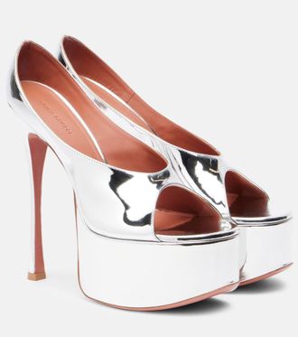Amina Muaddi Plateaupumps Anok 155 aus Metallic-Leder