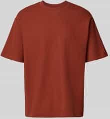 Mc Neal T-Shirt mit geripptem Rundhalsausschnitt