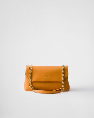 Prada Doux Medium Schultertasche aus Leder