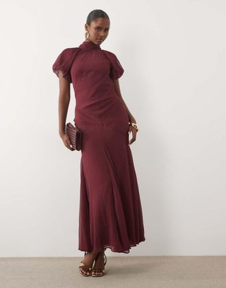 Asos Chiffon-Maxikleid mit hohem Kragen und Puff&auml;rmeln in Pflaume-ROT