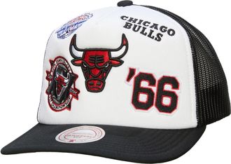 Mitchell & Ness NBA Gridlock Trucker Cap Chicago Bulls