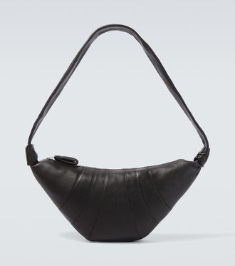 Christophe Lemaire Sac &agrave; bandouli&egrave;re Croissant Medium en cuir
