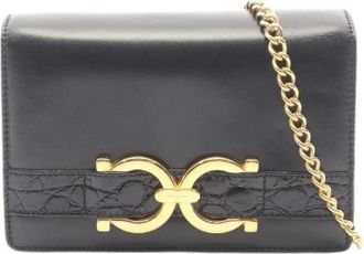 Ferragamo Sac bandouli&egrave;re mini Gancini en cuir emboss&eacute; Pre-owned - Femme - Pre-owned - Noir - Taille: ONE Size