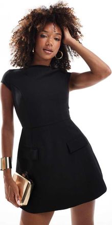 Heiress Beverly Hills Hochwertiges, strukturiertes A-Linien-Minikleid in Schwarz mit Fl&uuml;gel&auml;rmeln und Taschendetail