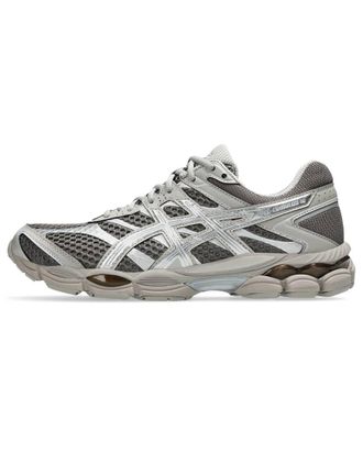 Asics Gel-Cumulus 16 en marron poudr&eacute; et argent