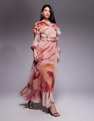 Daska Robe longue &agrave; volants et d&eacute;tails cape en mousseline - Imprim&eacute; abstrait rose-Multicolore