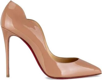 Christian Louboutin Hohe Schuhe - Nude Patent Leather Pumps With Curved Openings - Gr. 37,5 (EU) - in Beige - f&uuml;r Damen