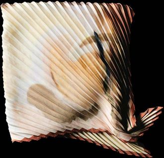 Mango Gemustertes Plissee-Tuch pastellgelb - Damen - Einheitsgr&ouml;&szlig;e - MANGO