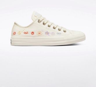 Converse Chuck Taylor Ox Things to Grow - Sneaker in Wei&szlig; mit Blumenstickerei