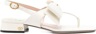 Valentino Garavani Sandalen - Sandals Ivory - Gr. 36 (EU) - in Wei&szlig; - f&uuml;r Damen