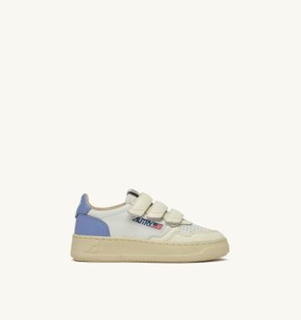 Autry SNEAKERS MEDALIST KIDSTRIPES LOW AUS LEDER IN WHISPER WHITE UND ROBBIA BLUE