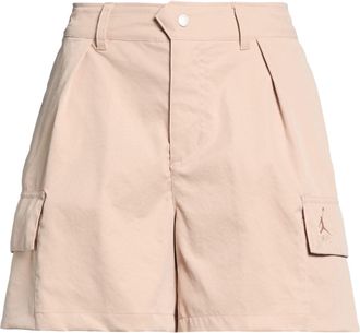 Nike HOSEN & R&Ouml;CKE - Shorts & Bermudashorts auf YOOX.COM