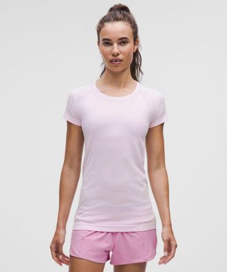 lululemon Swiftly Tech Kurzarmshirt 2.0 Hüftlänge für Frauen - Größe 14 in Blissful Pink
