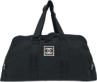 Chanel 2002 Duffle-Handtasche mit Logo - Schwarz