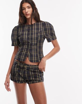 Lioness Afterglow - Knappe Shorts in Marineblau-Zitronengelb kariert mit hohem Baumwollanteil und G&uuml;rtel, Kombiteil-Bunt