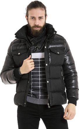 Cipo & Baxx Herren Mantel CM208 Schwarz - Stylische Winterjacke im modernen Design mit warmem Innenfutter, abnehmbarer Kapuze und funktionalen Details f&uuml;r kalte T