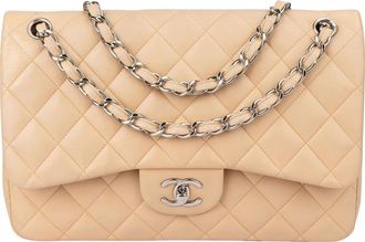 Chanel Crossbody Bags - Chanel Quilted Lambskin Double Flap Jumbo Crossbod - Gr. unisize - in Beige - f&uuml;r Damen