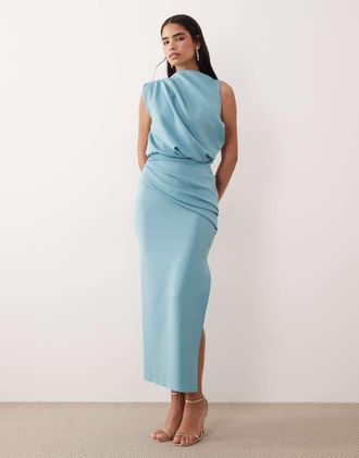 Asos Robe mi-longue drap&eacute;e et structur&eacute;e avec fente - Bleu