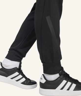 adidas Adidas Z.N.E. Hose Mit Schmal Zulaufender Beinform schwarz