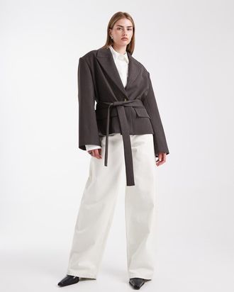 Asos Eleganter, kastig geschnittener Blazer in Schokobraun mit Gürtel-Brown