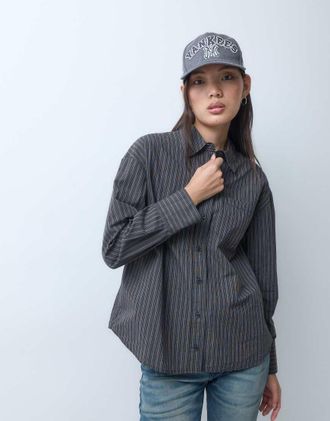 Weekday Oversize-Hemd in grauem Streifenmuster
