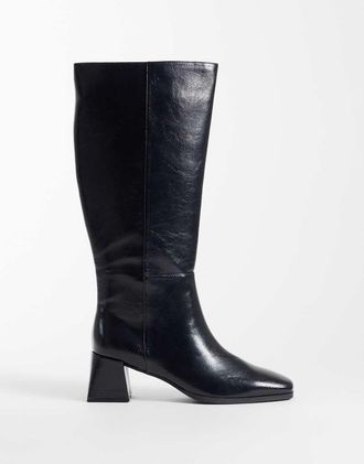 London Rebel Lola kniehohe Stiefel mit Blockabsatz in Schwarz