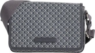 Calvin Klein TASCHEN - Umh&auml;ngetasche auf YOOX.COM