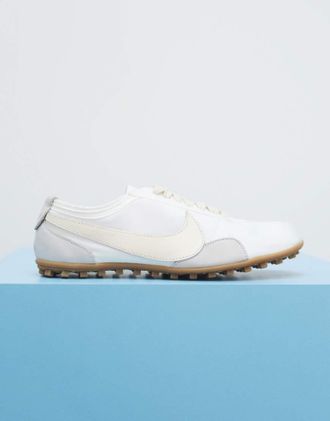 Nike Moon Shoe - Sneaker in Wei&szlig; und Creme-Gelb