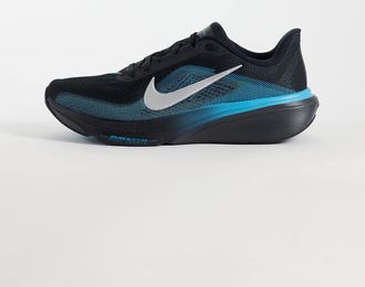 Nike Air Zoom Pegasus 42 Sneaker in Schwarz und Blau