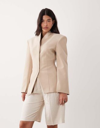 Asos Wickelblazer in Beige mit hohem Wickelausschnitt-Neutral