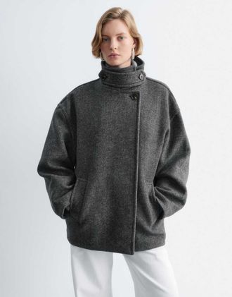 & Other Stories Jacke aus Woll- und Kaschmirmix mit kurzem Stehkragen in schwarzem Fischgr&auml;tmuster