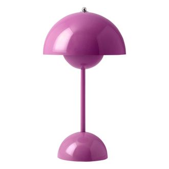 & Tradition Lampe &agrave; poser portative Flowerpot VP9, Verner Panton & Tradition