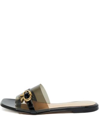Gianvito Rossi black patent-leather slides - Wei&szlig;