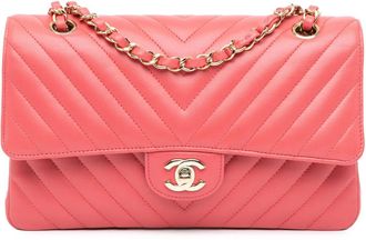 Chanel Hobo Bags - Medium Classic Chevron Lambskin Double Flap - Gr. unisize - in Gold - f&uuml;r Damen