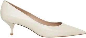 Stuart Weitzman Hohe Schuhe - Smooth Leather Pumps - Gr. 7_5 - in Beige - f&uuml;r Damen
