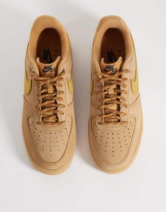 Nike Air Force 1 07 - Sneaker in Braun