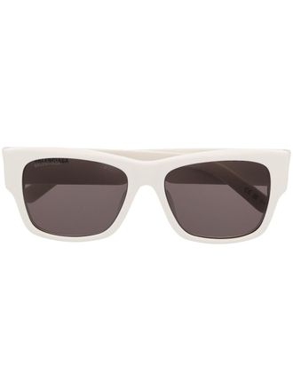 Balenciaga lunettes de soleil &agrave; monture carr&eacute;e - Blanc