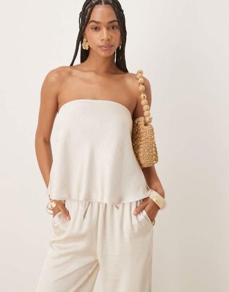 Six Stories Tr&auml;gerloses, ausgestelltes Satin-Top in Austernwei&szlig;, Kombiteil