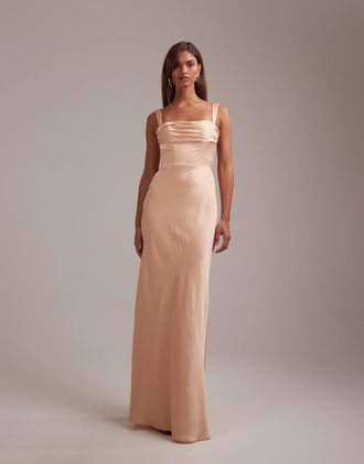 Asos Linvit&eacute;e - Robe longue en satin avec buste drap&eacute; et jupe droite - Abricot-Orange