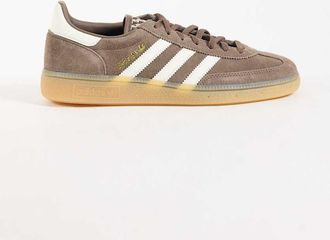 adidas Originals Handball Spezial Sneaker in Braun und Wei&szlig; mit H&auml;kel-Details