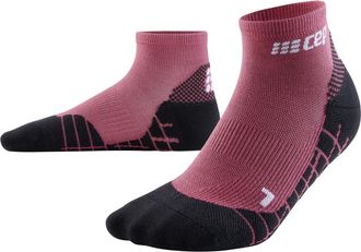 CEP HIKING LIGHT MERINO LOW CUT SOCKS REDESIGN f&uuml;r Damen | Wandersocken aus Merinowolle mit Kompression | Trekkingsocken f&uuml;r leichte Beine in berry | Gr&ouml;&szlig;