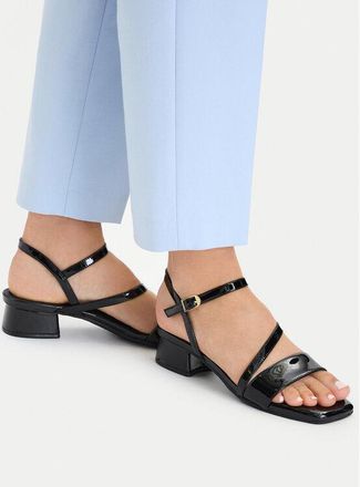 Clarks Sandalen Serina35 Strap 26186117 Schwarz