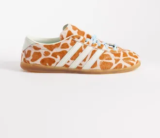 adidas Originals Gazelle Lo Pro - Baskets &agrave; imprim&eacute; girafe avec lacets bleus-Neutre