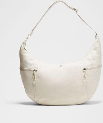 lululemon Grand sac &agrave; bandouli&egrave;re souple 13L