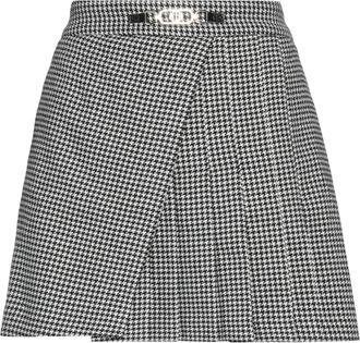 Maje HOSEN & RÖCKE - Shorts & Bermudashorts auf YOOX.COM