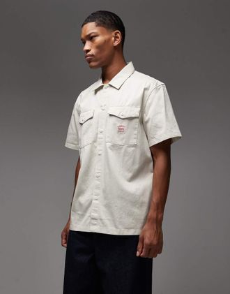 Levi's Workwear Capsule - Chemise de travail &agrave; manches courtes et &eacute;tiquette logo - Beige-Neutre