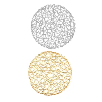 NUOBESTY 2 St&uuml;ck PVC Gewebtes Rundes Platzset Handgefertigt Hohl Geflochten Hitzebest&auml;ndig und Langlebig Gold Silberfarbene Tischmatten f&uuml;r Festliche Dekoratio
